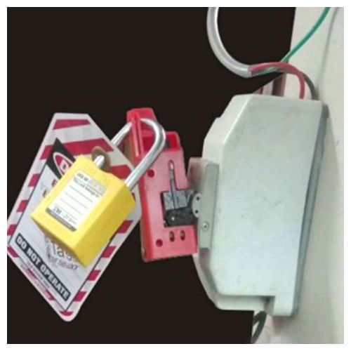 Buy Online KRM Loto Circuit Breaker Lockout Large in UAE | Dubuy.com